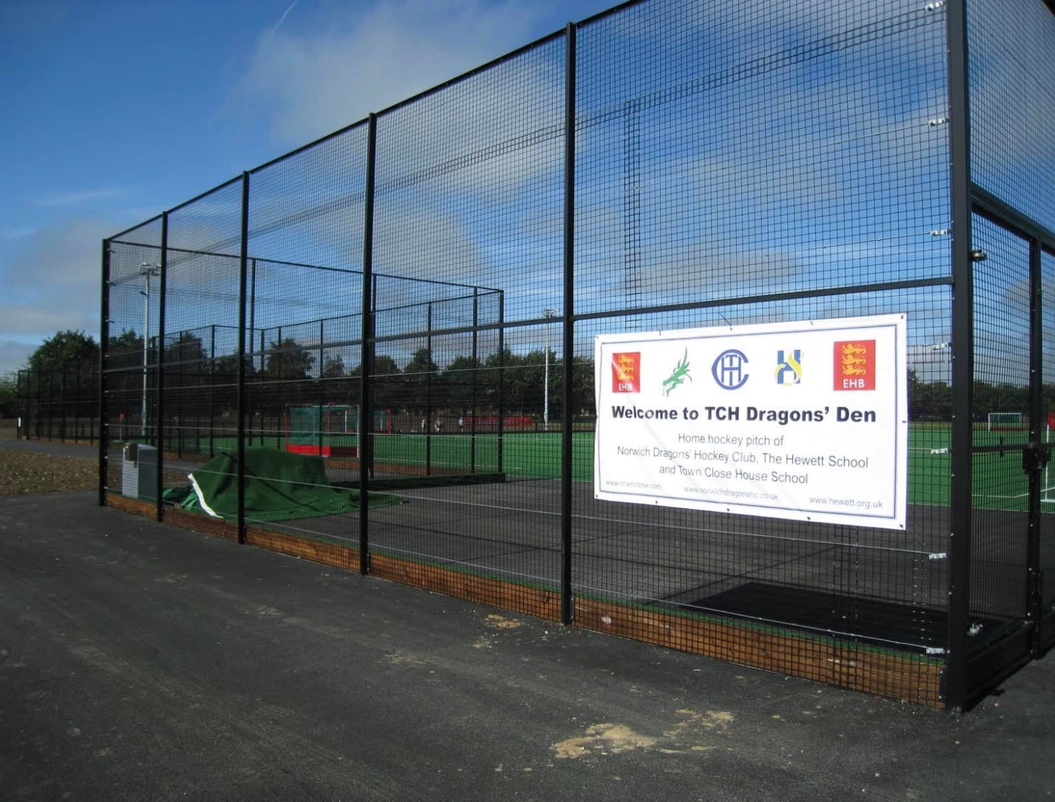 the den - Norwich Dragons Hockey Club